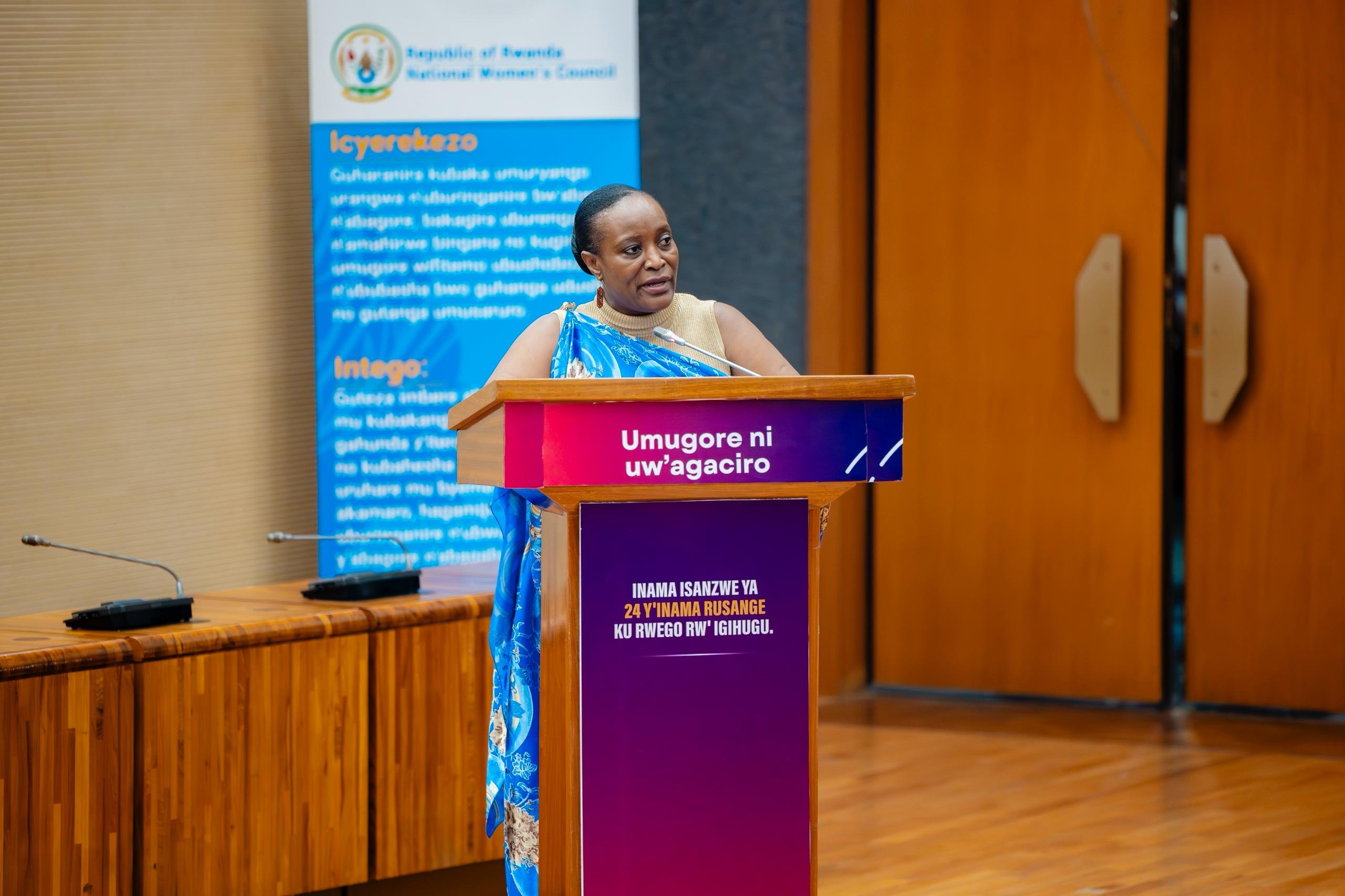 La Ministre Consolée Uwimana annonce une nouvelle orientation des ...